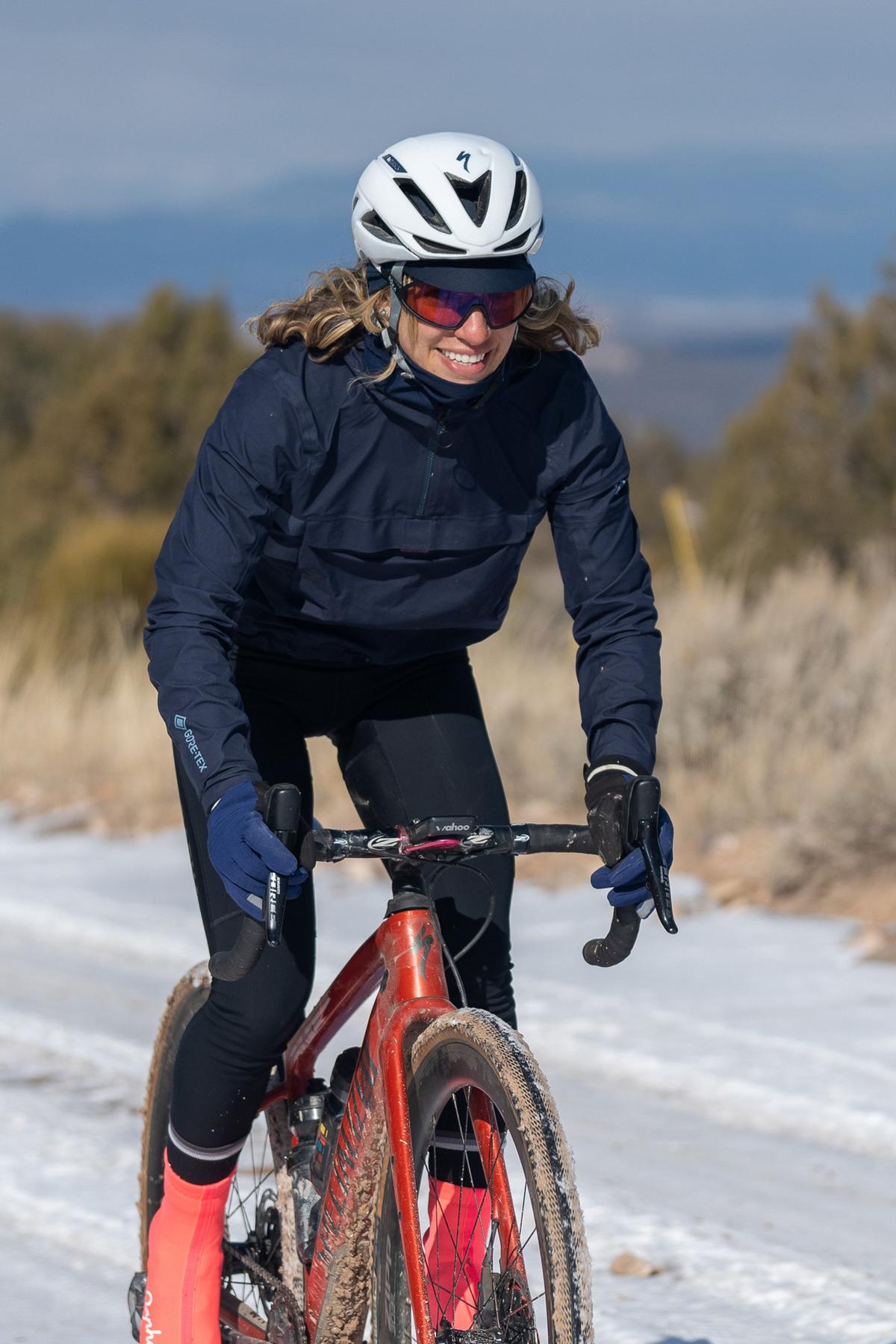 Laël WILCOX et Sarah STURM deviennent Athlètes RAPHA - Femme et Cycliste